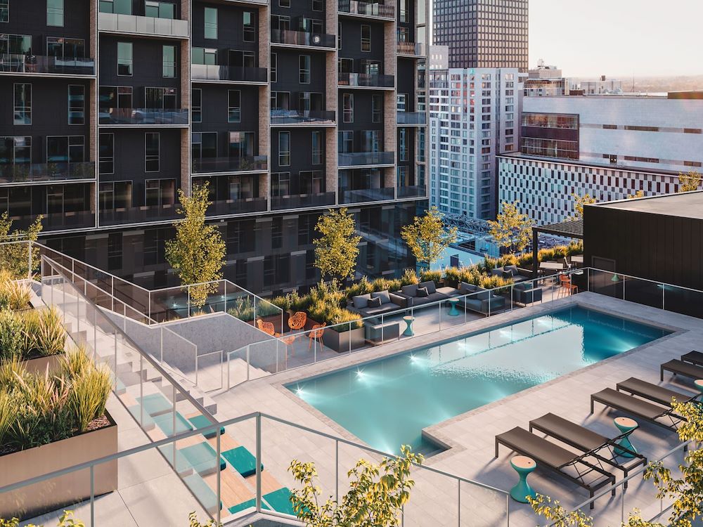 Montreal Hotel Restaurants & Bar - Humaniti Montreal